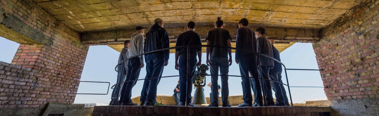 Verity Standen, Refrain - Situations